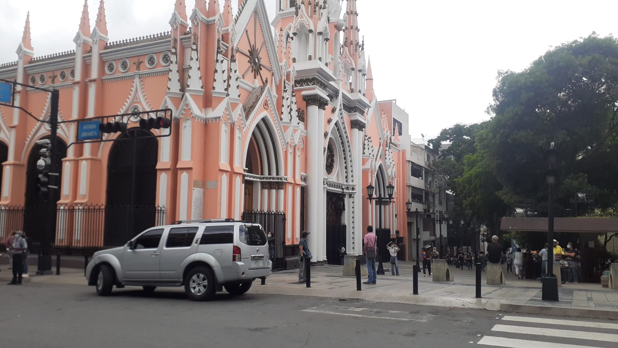 Iglesia Santa Capilla Caracas | Por Bettita - Que Significa Ser Caraqueño